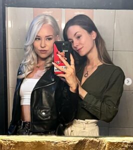 Liz Ocean Age: Explore Her Height, Weight, Boyfriend, and Net Worth