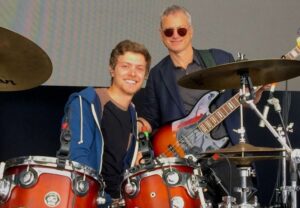 McCanna Anthony Sinise Biography - Age, Wife, Family, Funeral & Profile