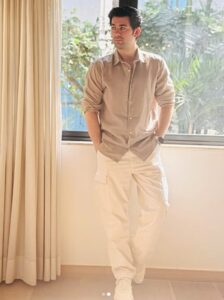 Karan Deol Wiki, Age, Wife, Girlfriend, Family, Biography & More