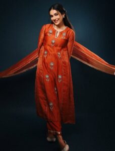 Aakanksha Singh Height, Husband, Biography, Age, Family & More