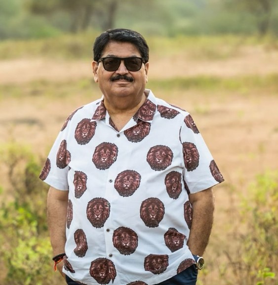Parimal Nathwani Height, Age, Wife, Children, Family, Biography