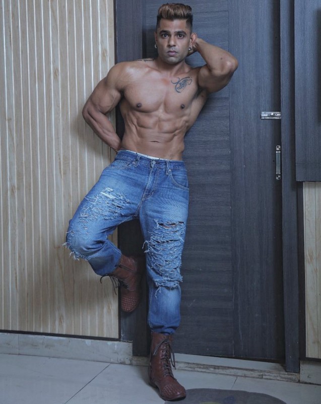 Mayank Pawar Age, Death, Wife, Family, Biography